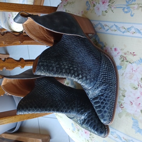 Nocona | Shoes | Nocona Micki Boot Womens 9 Black Rattle Snip Toe ...